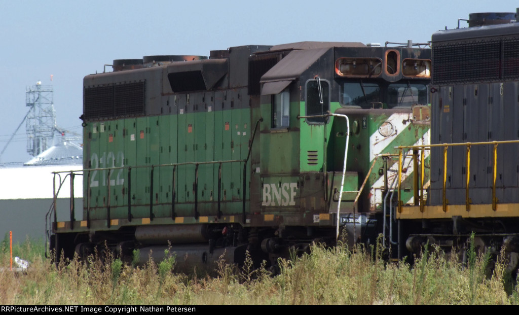 BNSF 2122